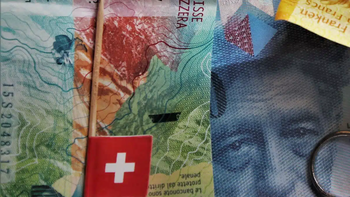 LAWNEWS - Mindestlohnregelungen: In den Städten Zürich und Winterthur ...